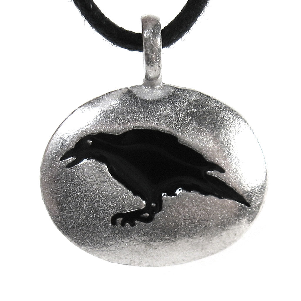 Raven Amulet – Labyrinth Trading